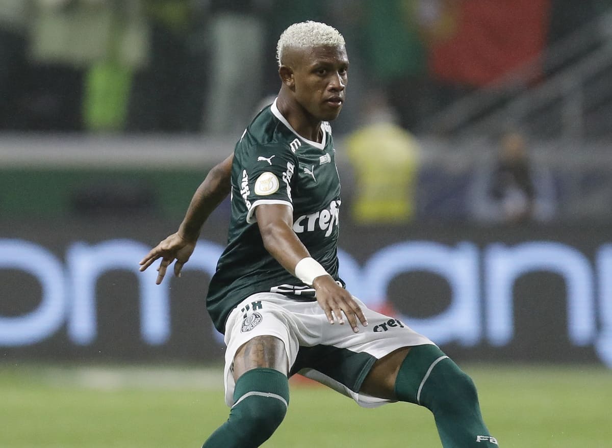 Il Nottingham Forest acquista Danilo dal Palmeiras: 20 milioni per il 🇧🇷