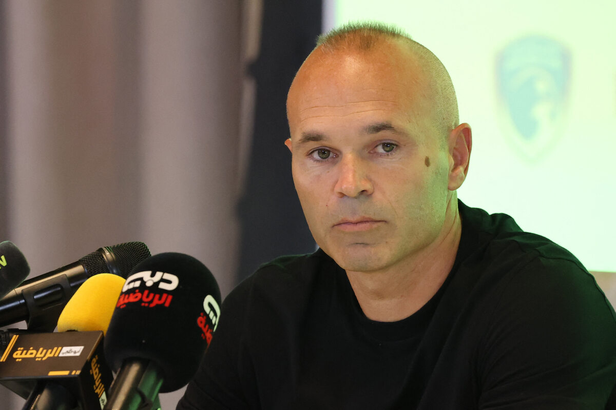 ⬇ Clamoroso Iniesta, retrocessione con l'Emirates Club: è la prima ...