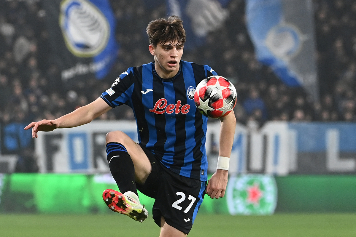 🎥 Cagliari, ecco Palestra! Il calciatore è a Villa Stuart per le visite ...