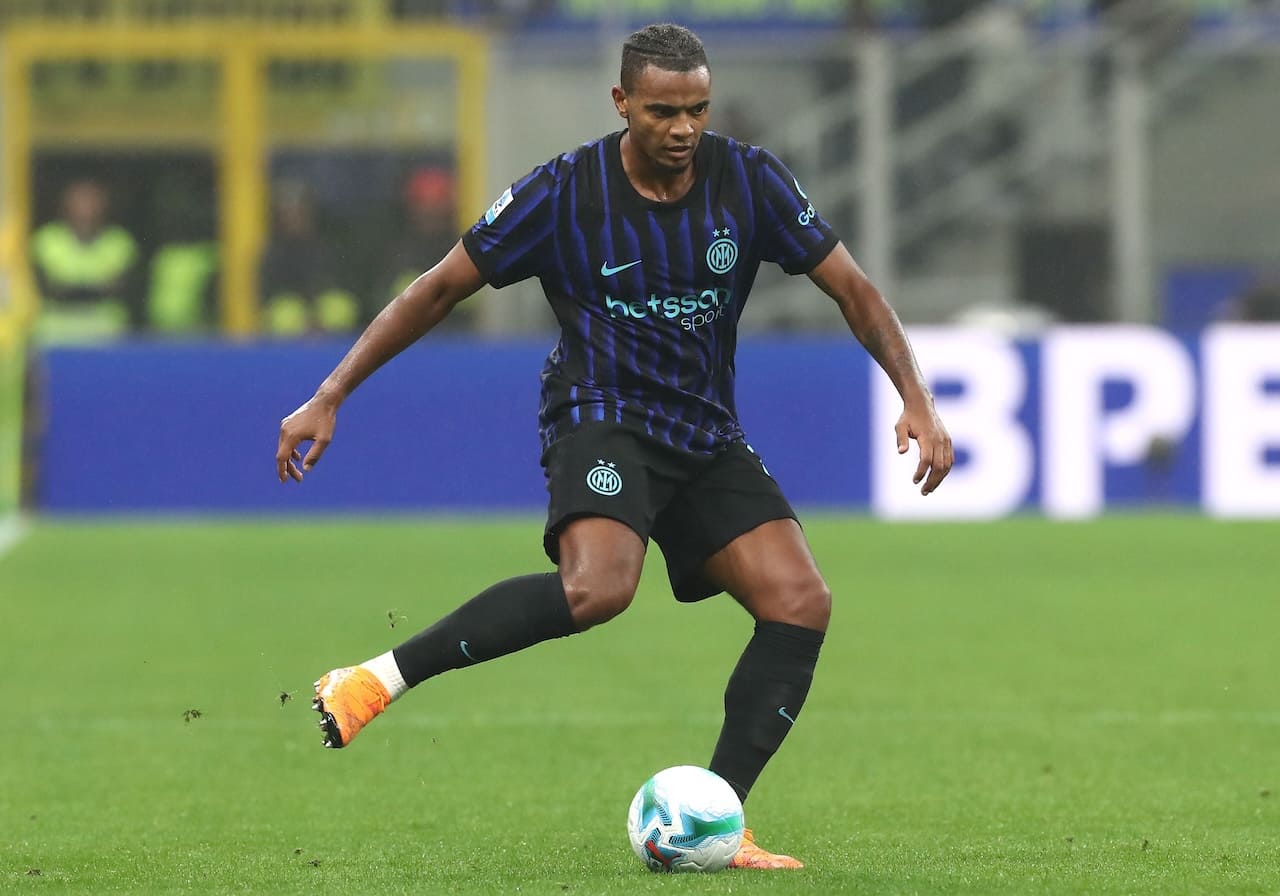 ⚫🔵 Akanji: "Nessuna possibilità che io torni al City a gennaio. Mediano ...